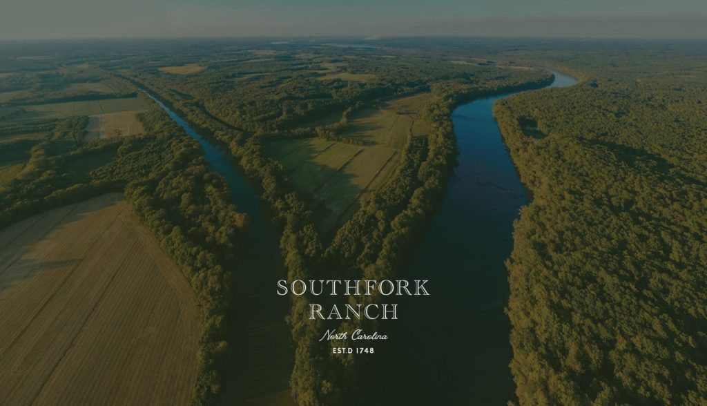 Logo Design: Lodge Retreat & Hideaway Brand for Southfork Farms